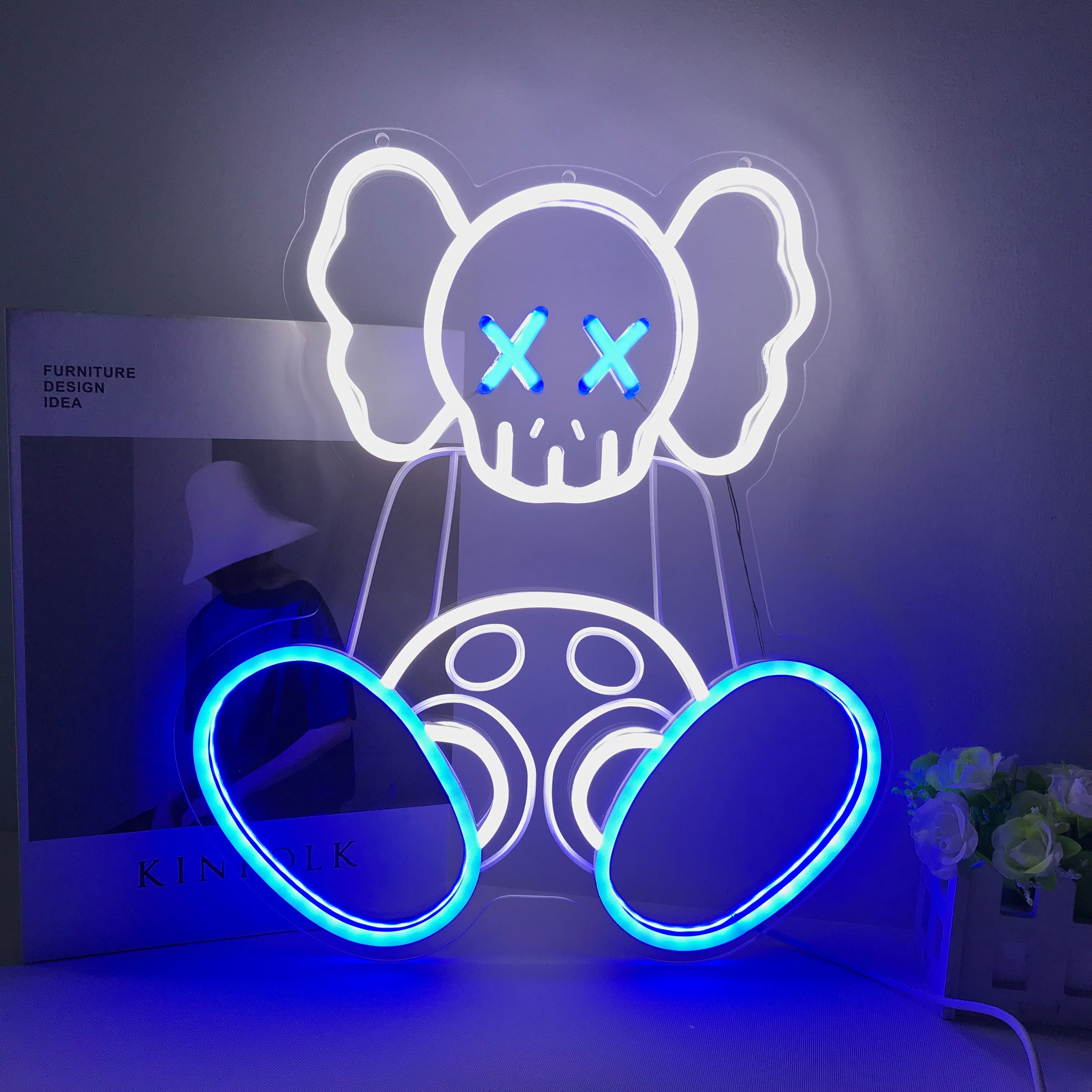 "Kaw Sitting Art, Anime" Mini Neon Sign - HAPPYNEON
